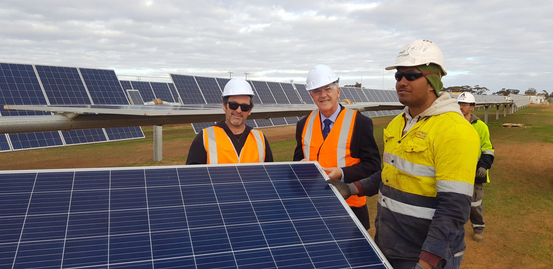 Solar farm project providing local employment for the Sunraysia ...